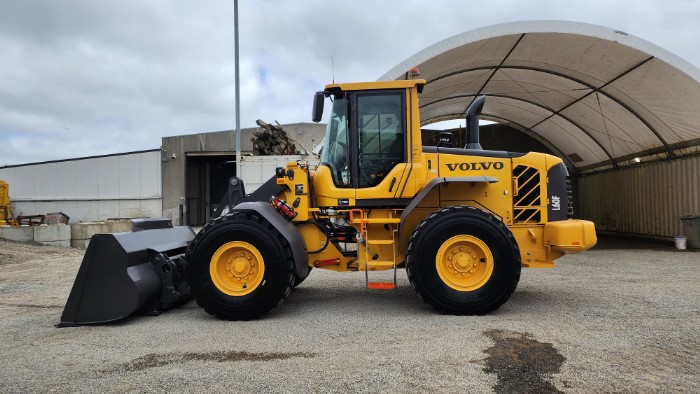 Alpha Equipment | Loaders